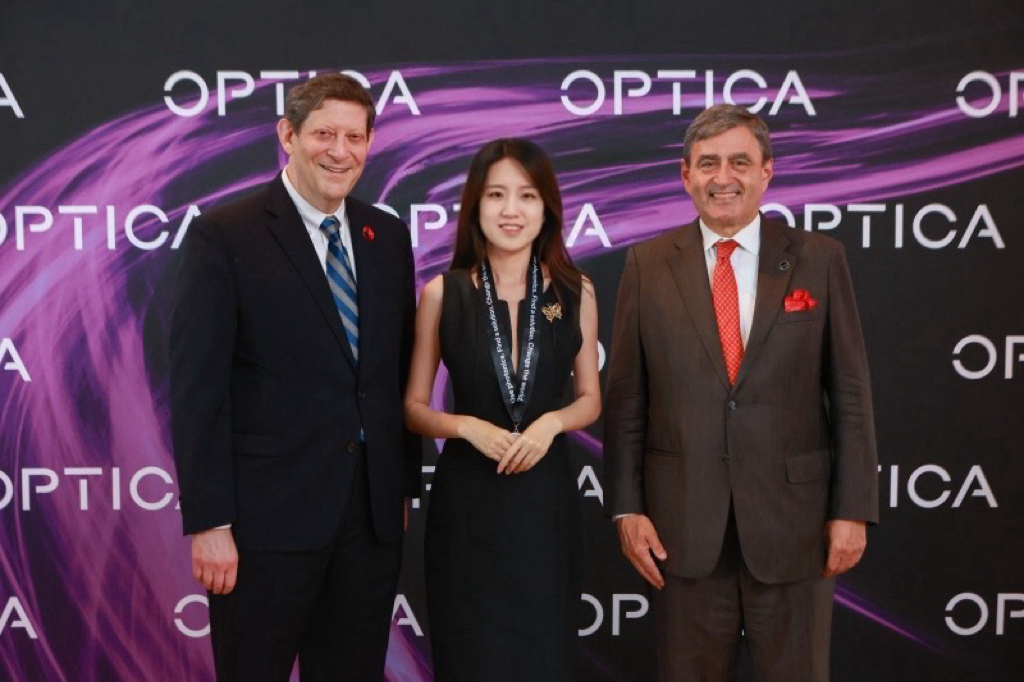 Prof. Ying XUE won US$100,000 in Optica Foundation Challenge 2023 | Academy of Interdisciplinary ...
